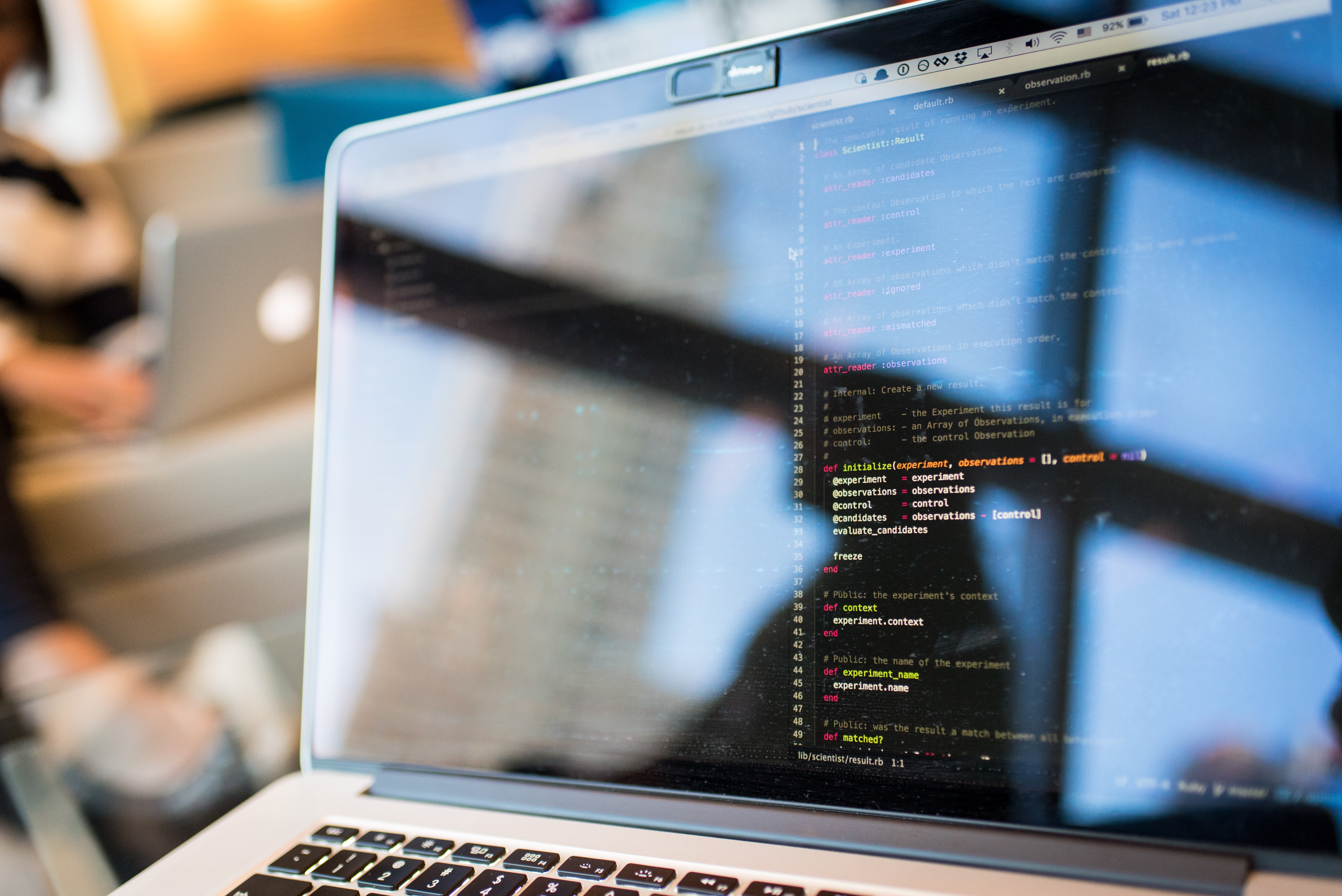 Quina és la diferència entre data science i data analytics?